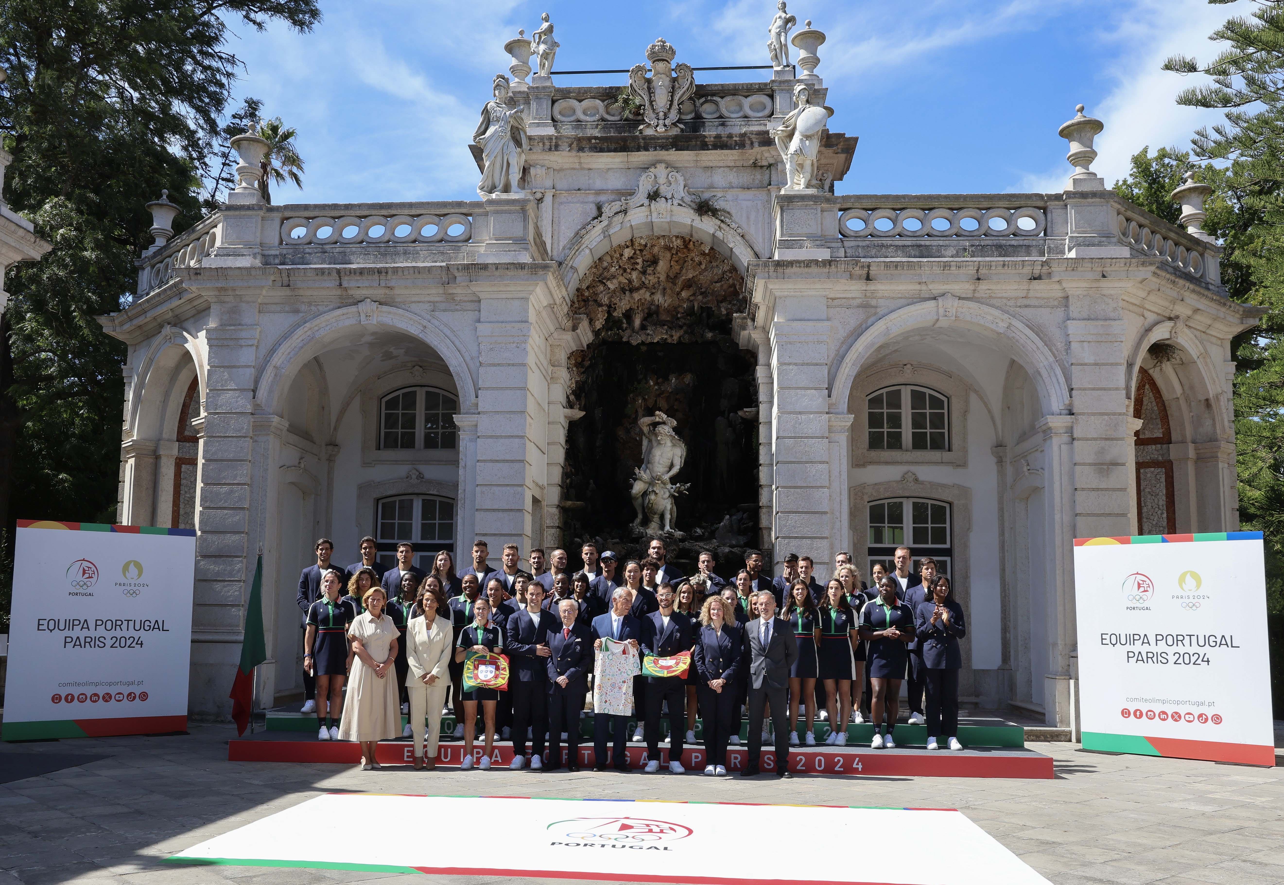 Presidente da República com mensagem de confiança para a Equipa ...